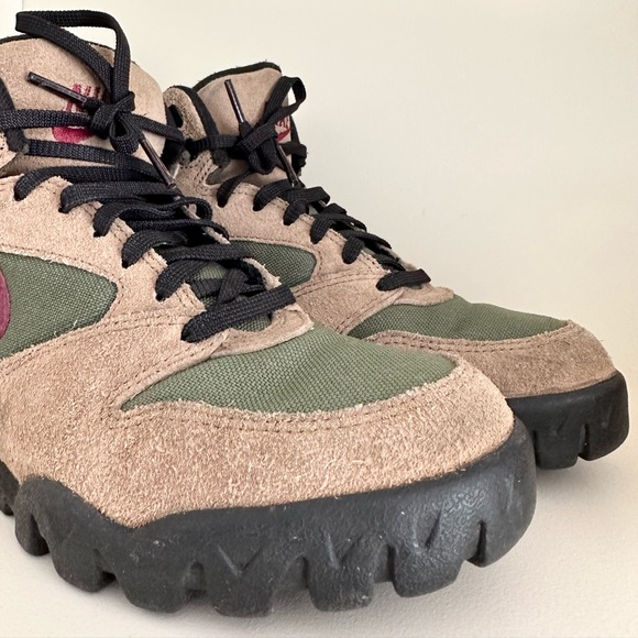 Nike ACG | Shoes | Nike Air Vintage 994 Caldera Plus Acg Hiking Boots ...